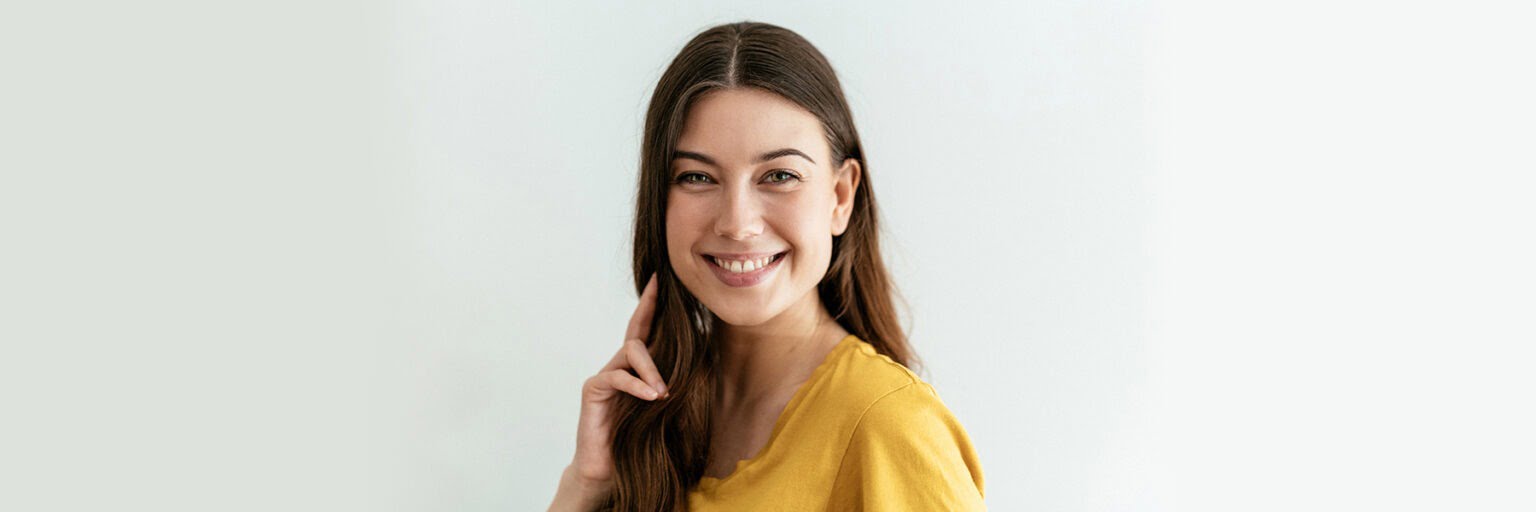 Can You Whiten Teeth While Using Invisalign? | Glow Dental